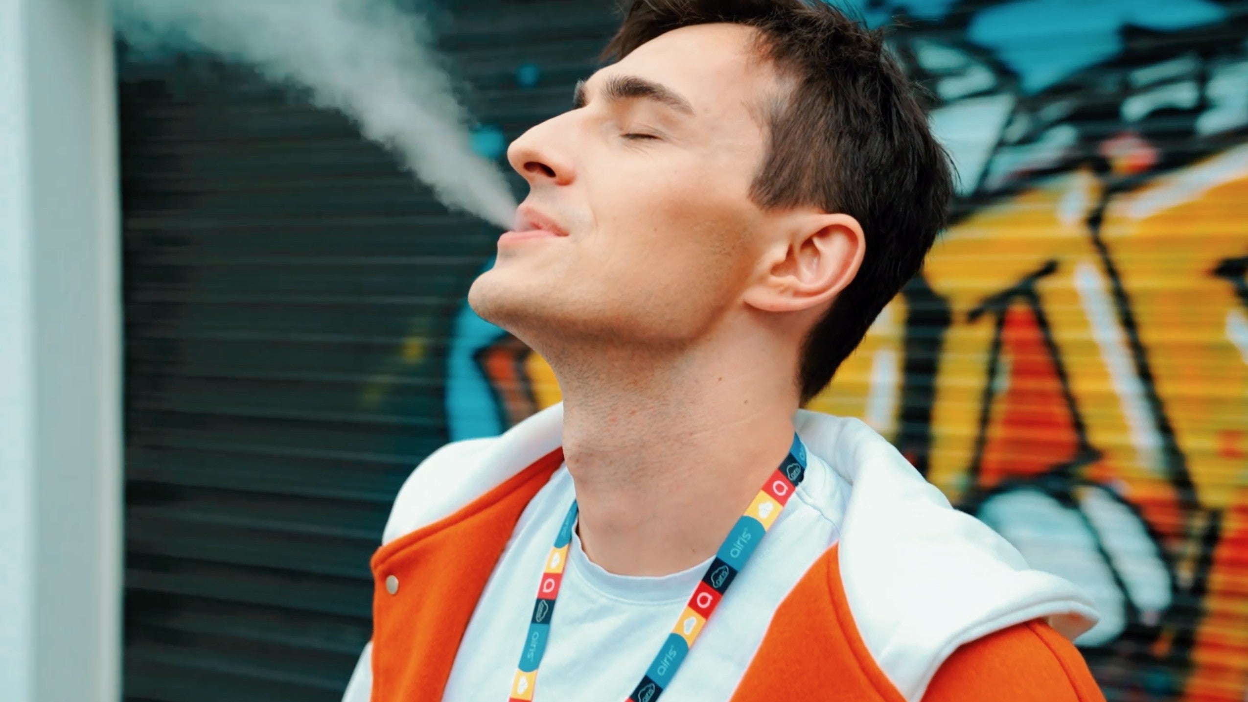 Elevate Your Vaping Experience with VapoRider's Disposable E-Cigarettes